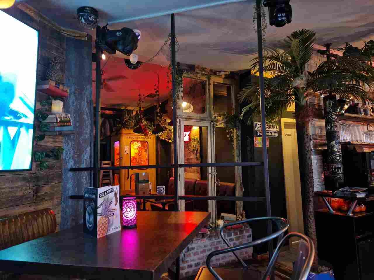 Friends Bar Bremen - Mann liebt Mann